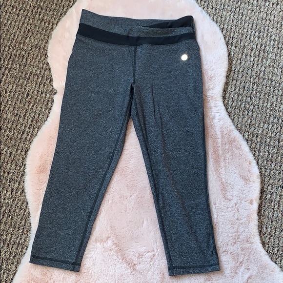 standing tree | Pants & Jumpsuits | 8 For 25stranding Tree Yoga Pants ...